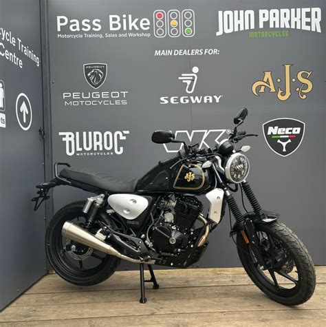 Ajs Bilston 125cc Naked Roadster Commuter Motorcycle In Rochford