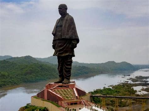 Crack In Statue Of Unity X User Booked For ‘spreading False News Timelinedaily