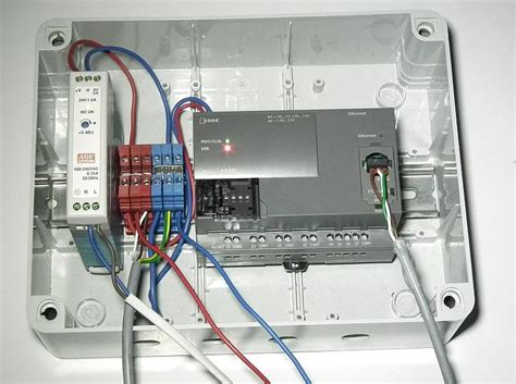 TEST Kompaktní PLC IDEC FT A B RA Automatizace HW cz