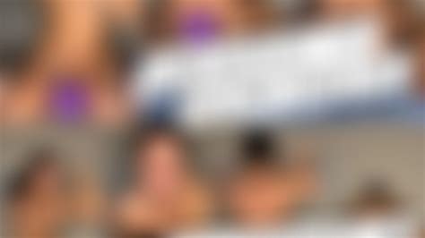 Position Amazon Fémdom Sexe Déité Gros Muscles Culturiste Féminine