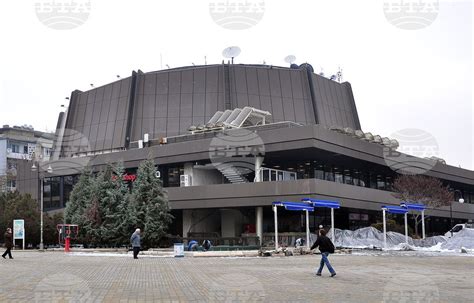 Театралният фестивал за монодрама „Към звездите“ ще представи два спектакъла във Варна Утро