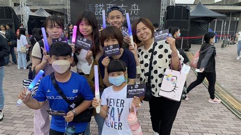 3場演唱1市滿足！阿妹、五月天、大港開唱同日登場 數萬樂迷吃爆高雄 4月狂潮樂翻攤商店家業績狂漲至少3成 蕃新聞