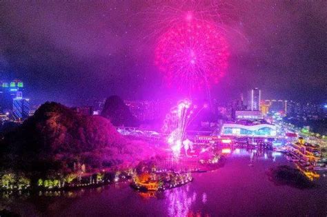 多彩活动闹元宵 浓浓年味暖人心 临桂 公园 游客