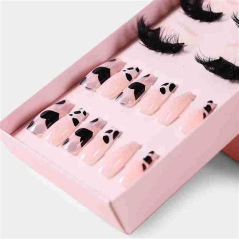 Набор Накладные ногти с клеем и дизайном 24 шт ресницы купить с доставкой по выгодным ценам