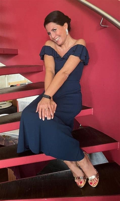 Pin Von Martin Auf Fijnetantes Elegantes Outfit Frau Hübsche Frau Frau