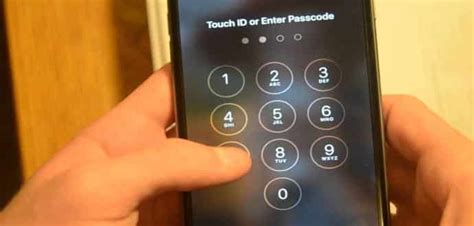 Anyone Can Bypass IPhone Passcode And Access Photos And Messages With IOS Flaw TechWorm