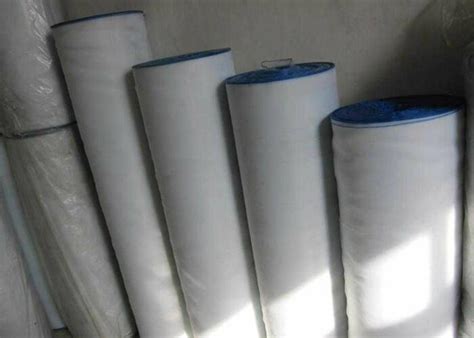 Red And White Edge Poly Mesh Netting With Excellent Light Transmission Red And White Edge Poly Mesh Netting With Excellent Light Transmission