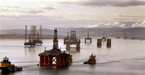 Half Of North Sea Oil Rig Staff Airlifted Away After Storm Babet Battering United Kingdom