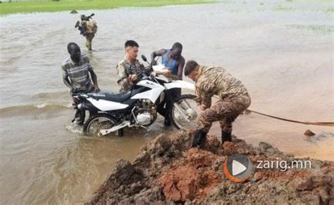 Монголын энхийг сахиулагчид үерт өртсөн Судан иргэнийг аварчээ