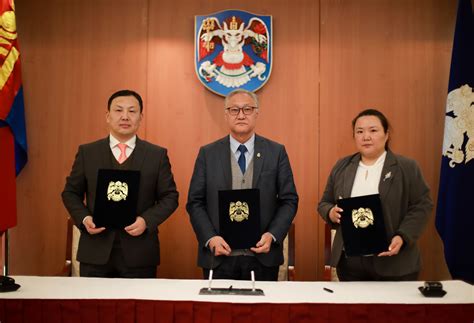 Нийслэлийн Хөдөлмөр нийгмийн түншлэлийн гурван талт хороо хамтын хэлэлцээр байгуулав