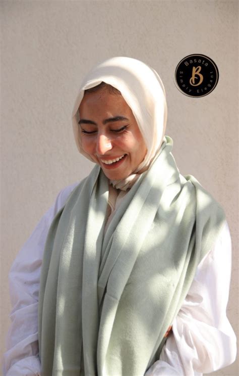 شال صوف ناعم مينت جرين Basata