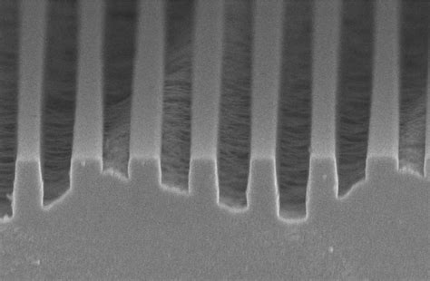 3 sem micrograph of an etched depth modulated binary grating with a