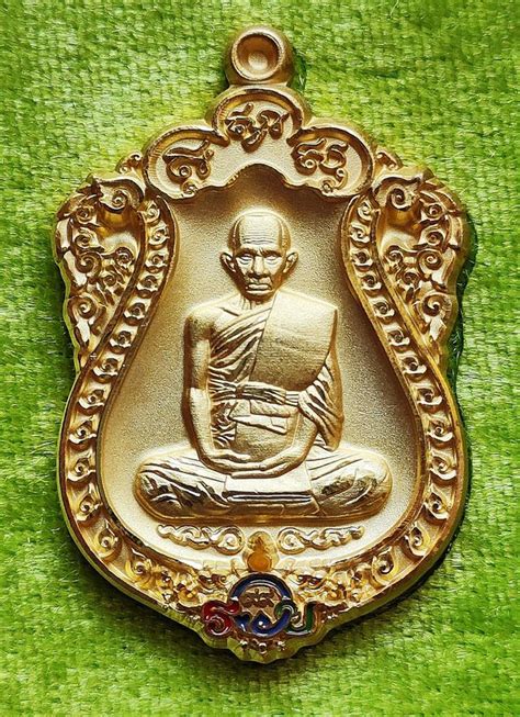 เหรียญหลวงพ่อรวย วัดตะโก พิมพ์เสมา รุ่นรวย99 ปี63 เนื้อชุบทองพ่นทราย ลงยารวย Ennxo