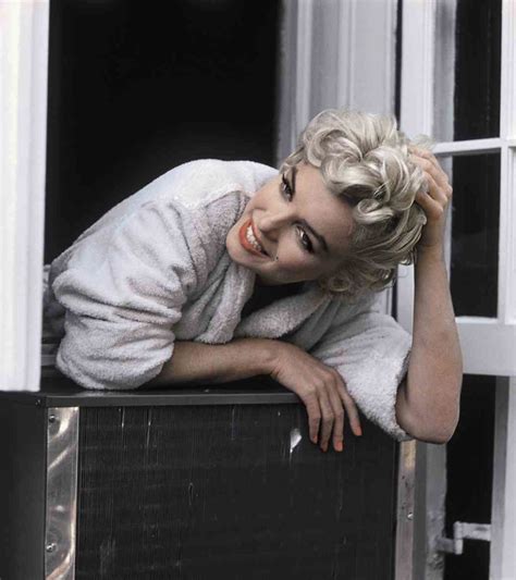 1920x2160 Marilyn Monroe Rare Images 1920x2160 Resolution Wallpaper Hd