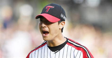 포토 실점 없이 3회까지 마무리하는 Lg 선발 이정용
