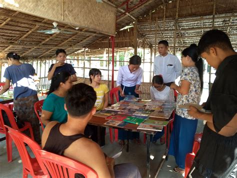 မင်္ဂလာဒုံမြို့နယ်တွင် နယ်လှည့်စာကြည့်တိုက် ဝန်ဆောင်မှုလုပ်ငန်းများ ကွင်းဆင်းဆောင်ရွက
