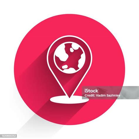 긴 그림자로 격리 된 지구 아이콘의 흰색 위치 세계 또는 지구 기호 빨간색 원 버튼입니다 벡터 0명에 대한 스톡 벡터 아트 및