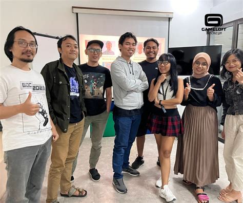 Gameloft Indonesia On Linkedin Csr Scholarship Community