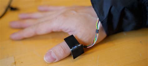 Así Es Spellring El Anillo Impulsado Por Ia Capaz De Traducir El