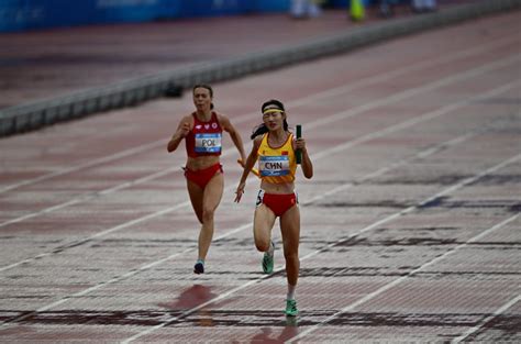 中国女排30摘金！更多精彩瞬间→澎湃号·政务澎湃新闻 The Paper