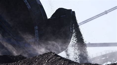 У російських портах застрягли 50 млн тонн вугілля через кризу в галузі Ukrainian Shipping