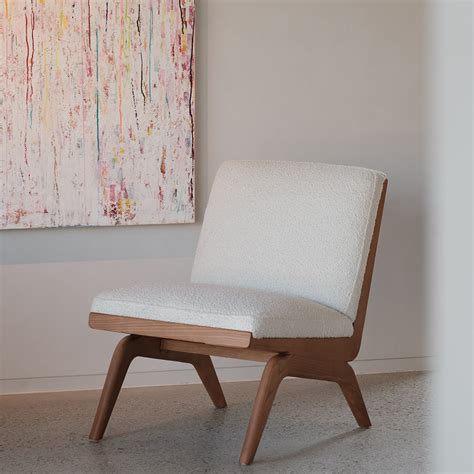 Joanna Fauteuil Walnootteddystof — Furnified