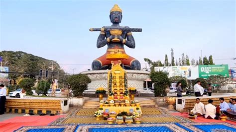 រដ្ឋបាលខេត្តបាត់ដំបង៖ ធ្វើការកែលម្អនូវសោភ័ណភាព និងរៀបចំសណ្ដាប់ធ្នាប់ចំណតរថយន្ត