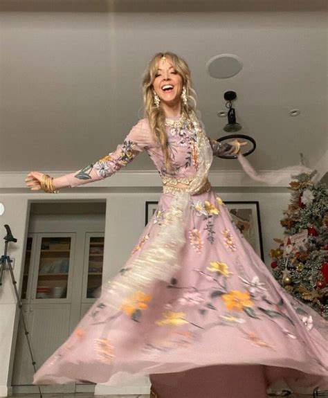Lindsey Stirling Nude Porn Pictures Xxx Photos Sex Images 4073358 Pictoa