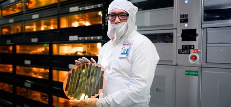 Intel Teria Fechado Acordo Com A Microsoft Para Produzir Chips Em 1 8 Nm Hardware Com Br