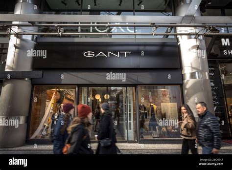 Gant logo hi-res stock photography and images - Alamy