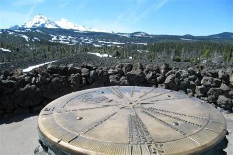 Dee Wright Observatory In Cascade Mountains
