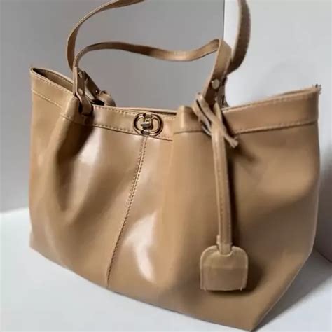 خرید و قیمت کیف بزرگ زنانه و کیف دانشجویی از غرفه کیف شیک زنانه تهران