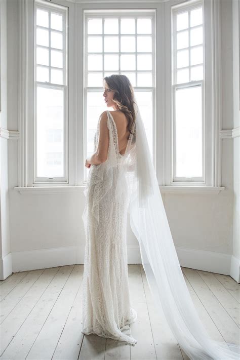 17 Essential Wedding Gown Shopping Tips — Unbridely