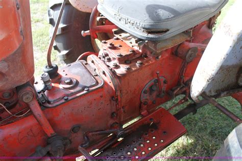 Ford 601 Workmaster Tractor In Peabody Ks Item H2050 Sold Purple Wave