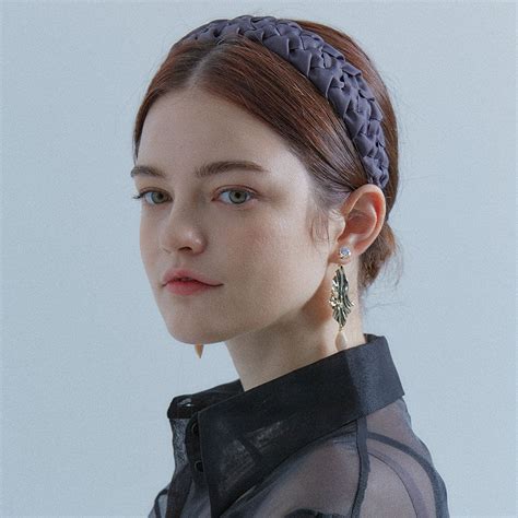 오브 트위스트 헤어밴드 감도 깊은 취향 셀렉트샵 29cm