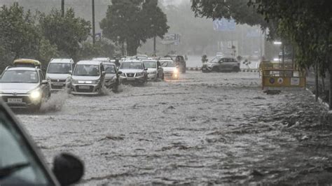 మధ్యధరా ప్రాంతంలో ఏర్పడే తుపానులు రుతుపవనాల పరస్పరం కలిసిపోవడం వల్లే