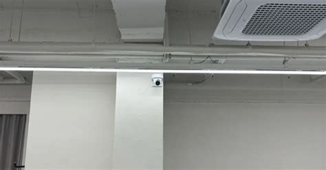 궁금한 부분에 대해서 친절하게 답해주시구 오셔서 매장의 구조에 맞게 카메라 위치도 꼼꼼하게 잘 잡아주시고 가격도 합리적입니다