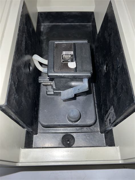 Hewlett Packard Diode Array Spectrophotometer 8452a Nccmedtech