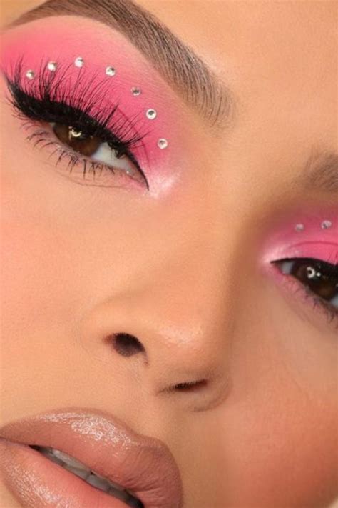 Hot Pink Eyeshadow W Pink Eyeliner Artofit