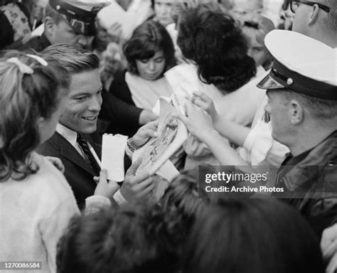 4 894 Richard Chamberlain Photos And High Res Pictures Getty Images