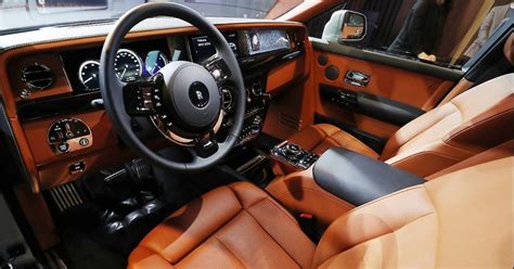 [사진]롤스로이스 8세대 뉴 팬텀 럭셔리한 실내