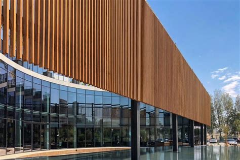 Novawood — ხის ფასადი Urbanelements