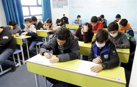 مدرسه هیبریدی شهریار ایران؛ داستان موفقیت دانش‌آموزان و فارغ‌التحصیلان