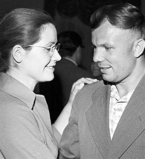 Юрий Гагарин и его любимые женщины РИА Новости 08042013