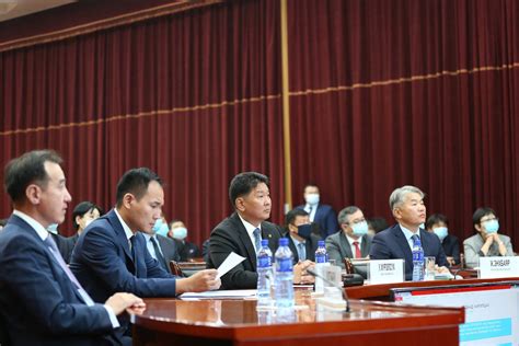 У Хүрэлсүх Эх орондоо ирэхийг хүсч байгаа иргэн бүрээ татаж авахаар ажиллаж байна