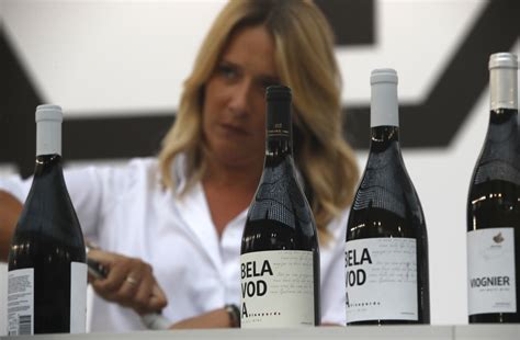 Зборот „македонски“ е секаде на саемот во Белград Независен Весник