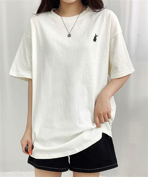 토끼자수 미니 래빗 반팔티 4컬러 ️루즈핏 ️핏보장 라운드 반팔 토끼 자수티 학생반팔티 여름옷 여름반팔 루즈핏반팔티 오버핏 여름 상의 기본티 교복템 반티 자수반팔티 에이블리