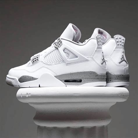 Air Jordan Retro 4 Price Online