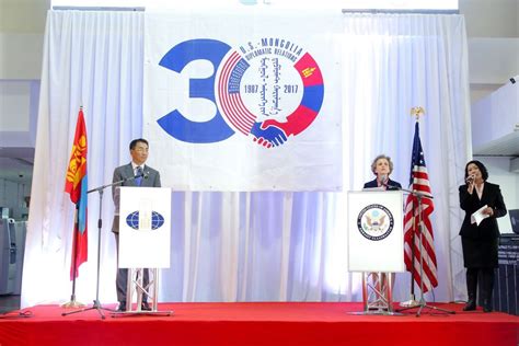 АНУ ын визний нөхцөл хөнгөрөх үү