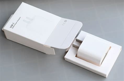 Watt Watt Eco Friendly Uk Portable Fast Universal Foldable Qc Usb C Adaptor Charger For